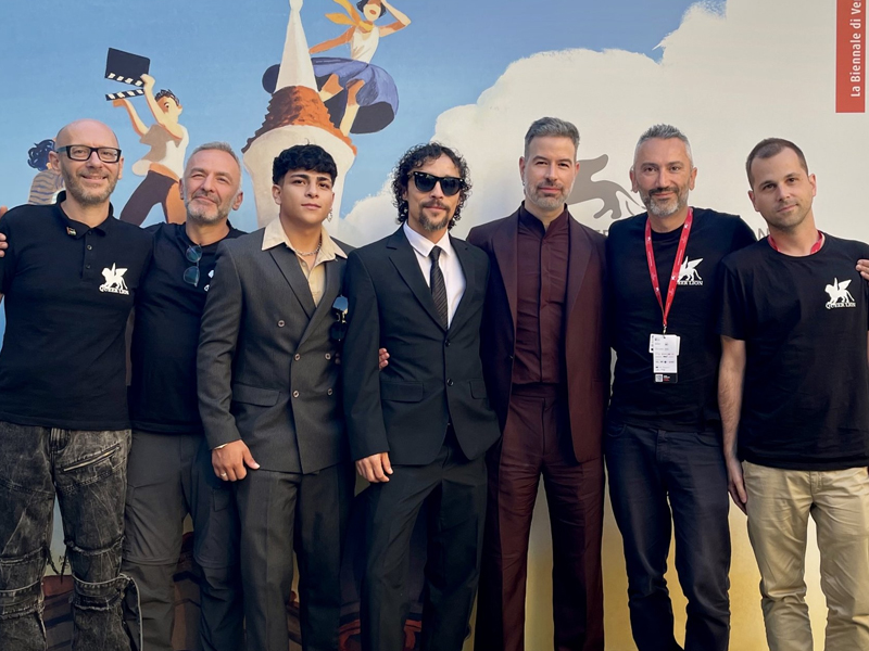 EN EL CAMINO, de David Pablos, obtuvo el Queer Lion en el Festival de Venecia | Morelia Film ...